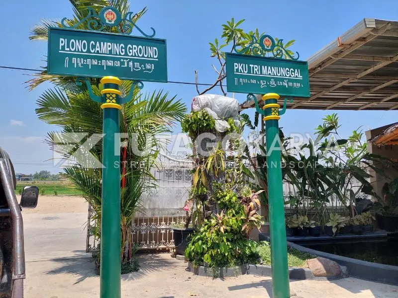 Tiang Papan Nama Outdoor Menguatkan Branding Anda - Futago Karya